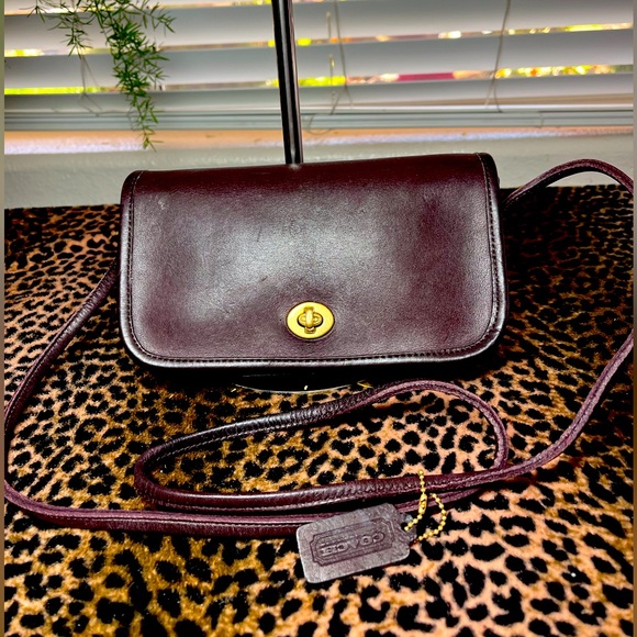 Coach | Bags | Vintage Coach Dinky Handbag With Tag Made In Nyc 7s Era ...
